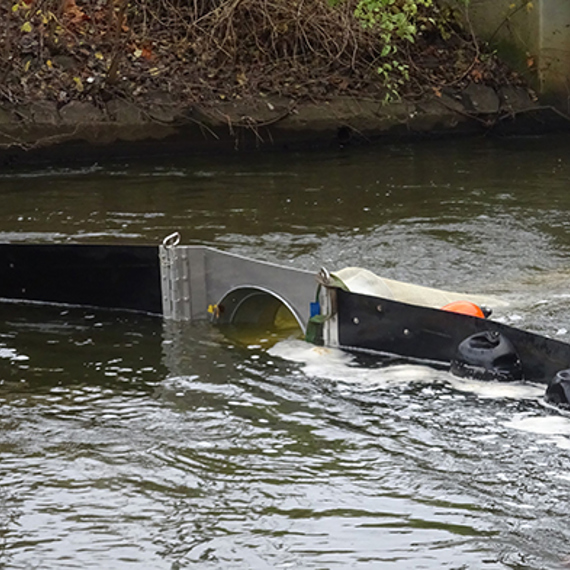 Trash Containment, Collection and Recovery Units | DESMI - Make life flow